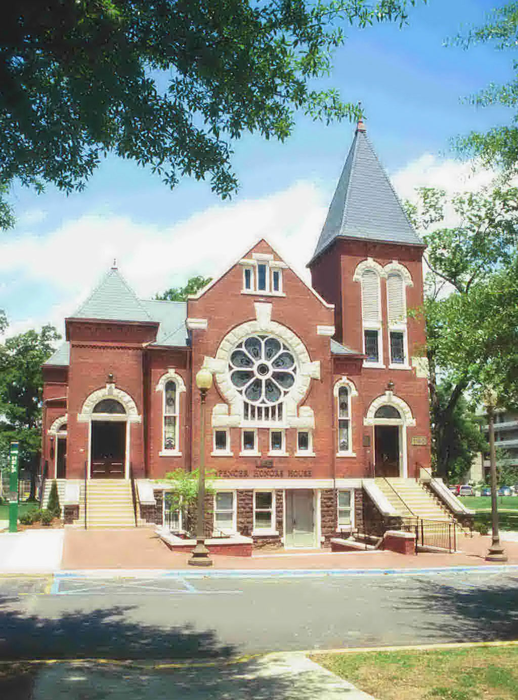 UAB Honors House - Thompson Architecture